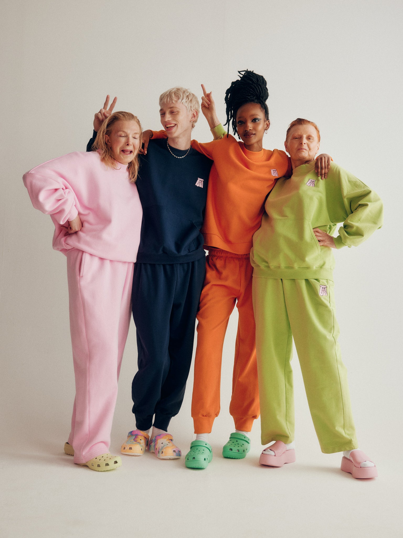 Sweat orange à col rond – MINDFUL PIGS